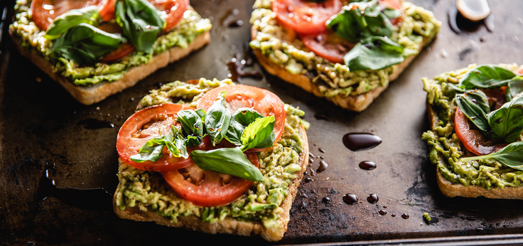 Avocado Bagel Sandwich | Plant-Based Recipes